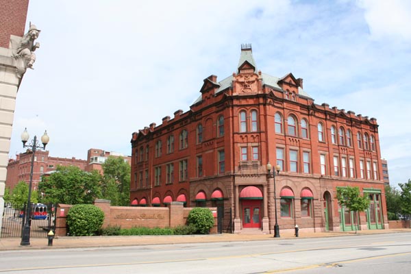 Built St. Louis | The Industrial City | Anheuser Busch Brewery